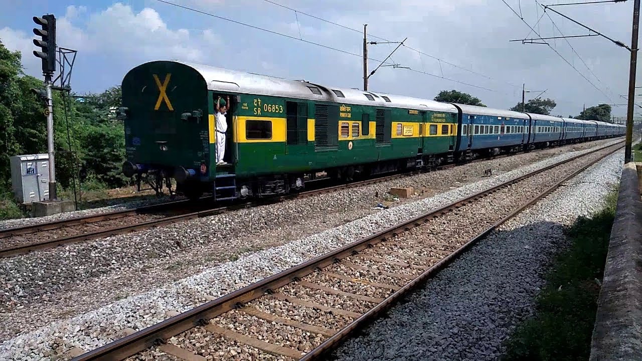 22208/Thiruvananthapuram Central - Chennai Central SUPER AC Express and ...