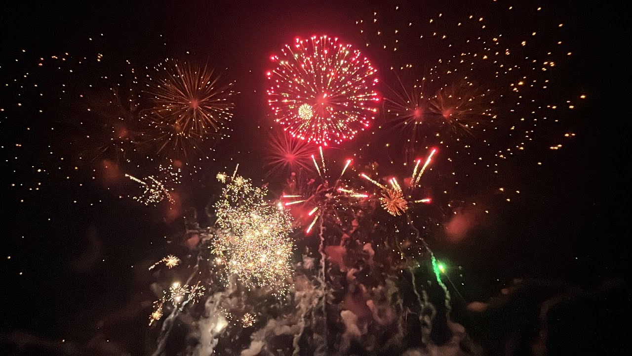 Platinum Fireworks Festival of Lights Dec 10 2022 Pt 1 - YouTube