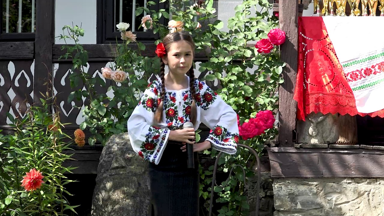 Bianca Andreea Coifan - Claca - YouTube