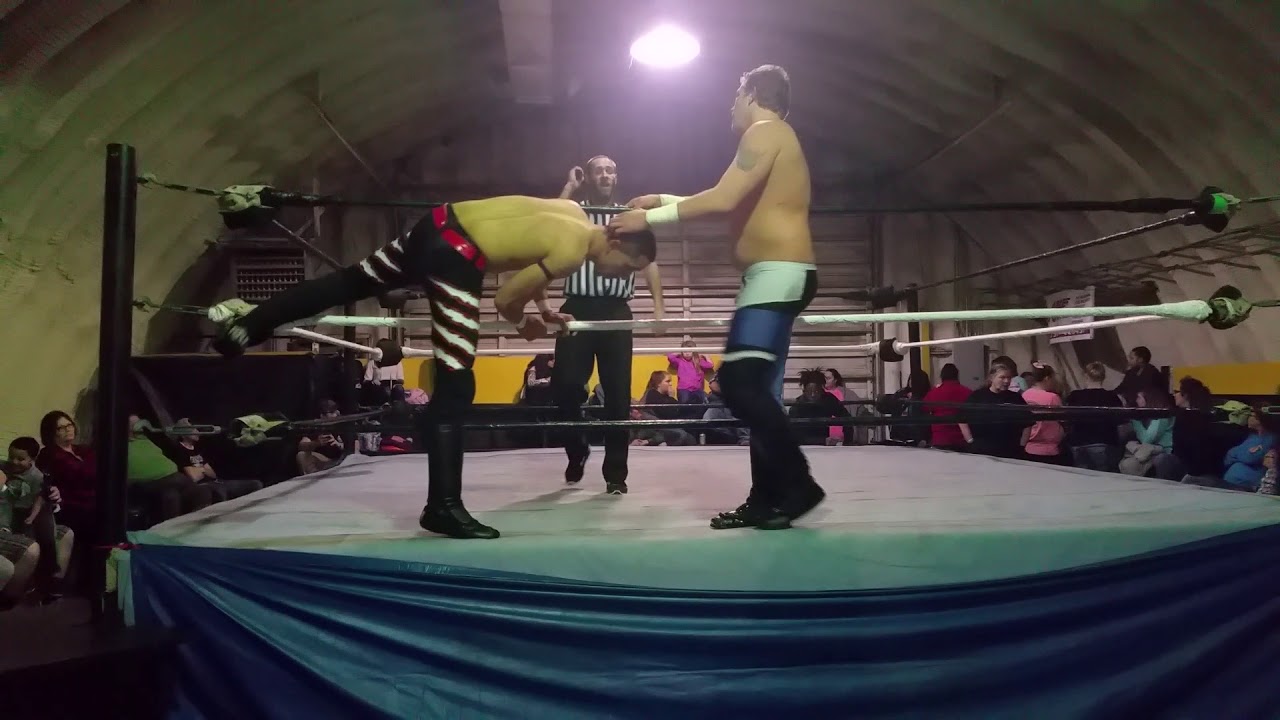J Rage vs Ethan Steele - YouTube