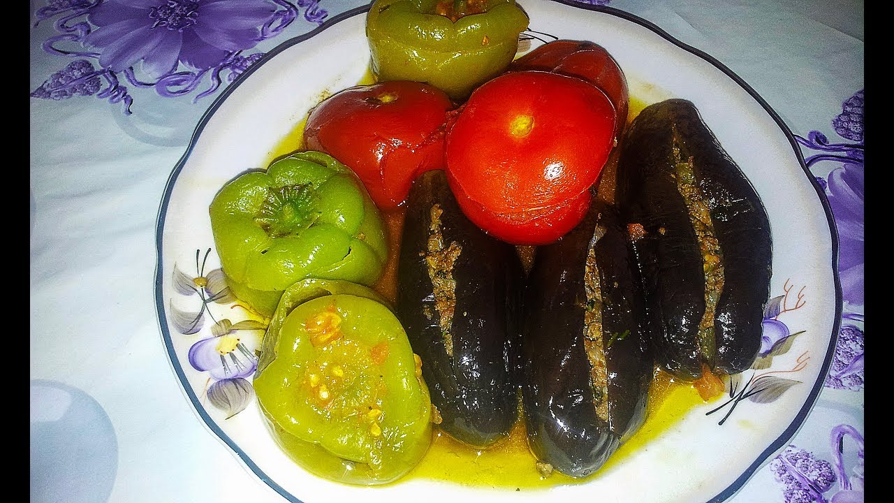 Pomidor badimcan bibər dolmasi.Uç baci dolmas hazirlanmasi.i.Долма из ...