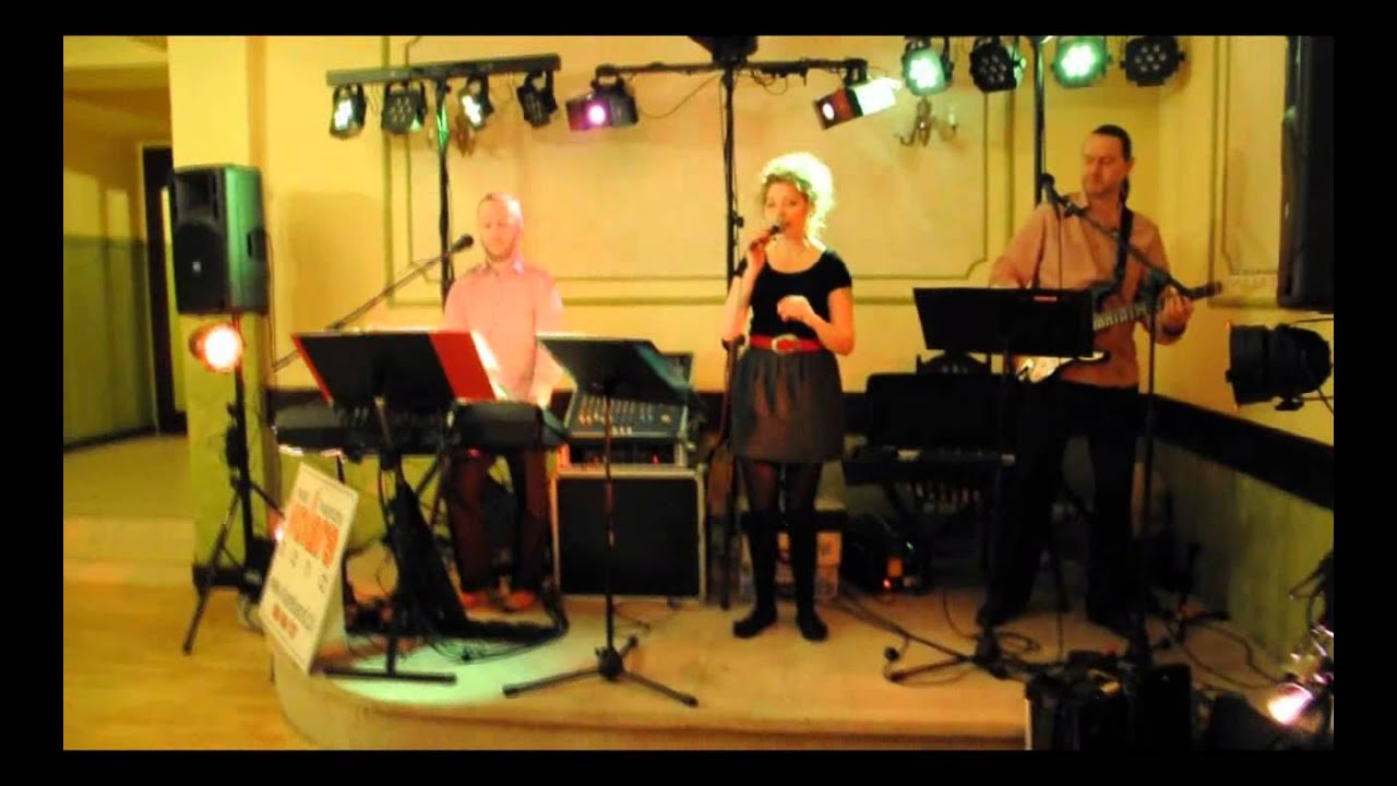 VOLARE BAND cz 2 - YouTube