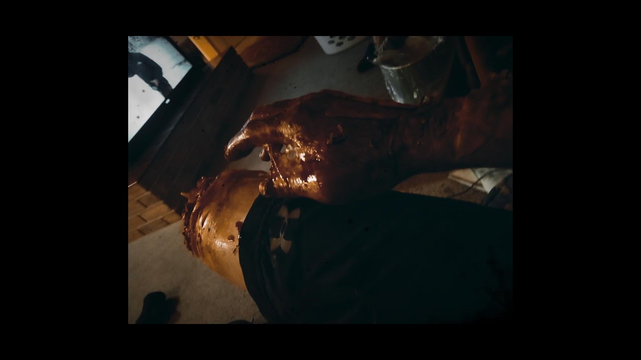 sfx makeup, chopped off leg effect - YouTube