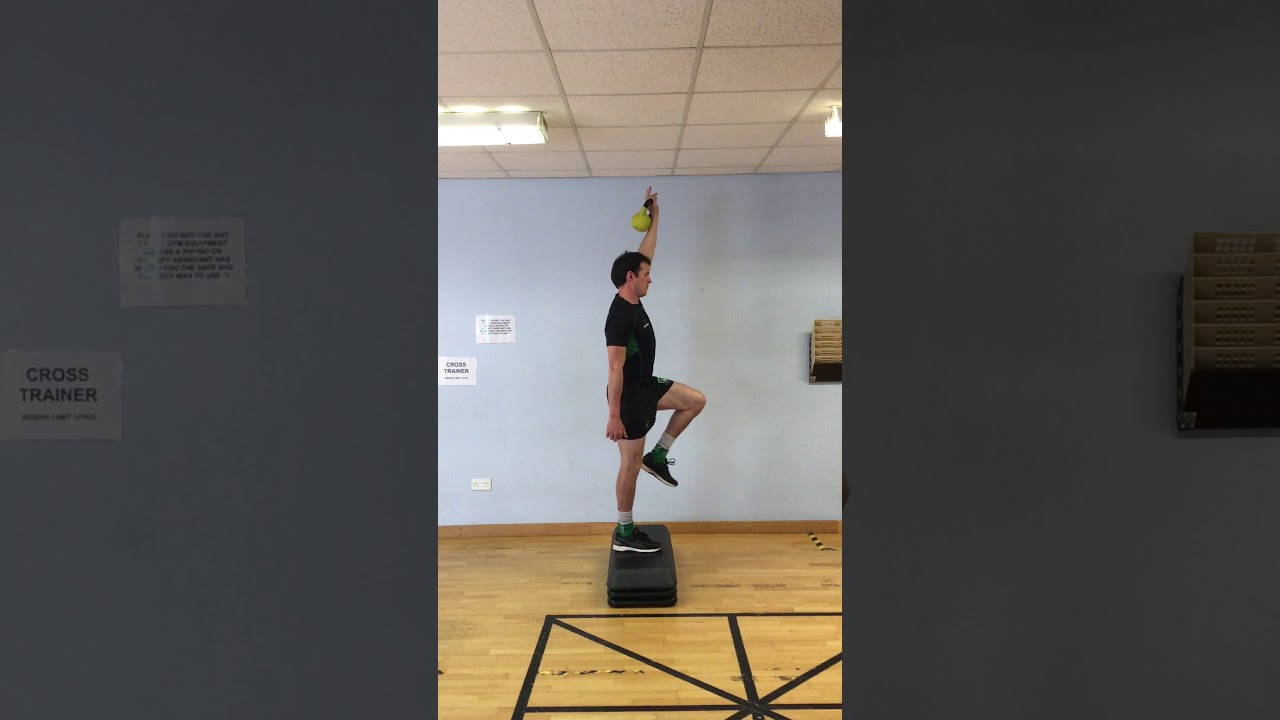 Step up with knee drive and single arm shoulder press - YouTube