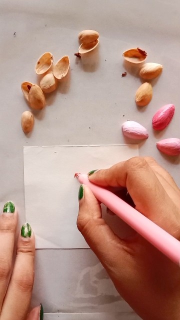 Pista shell art #art #drawing #painting #shorts - YouTube