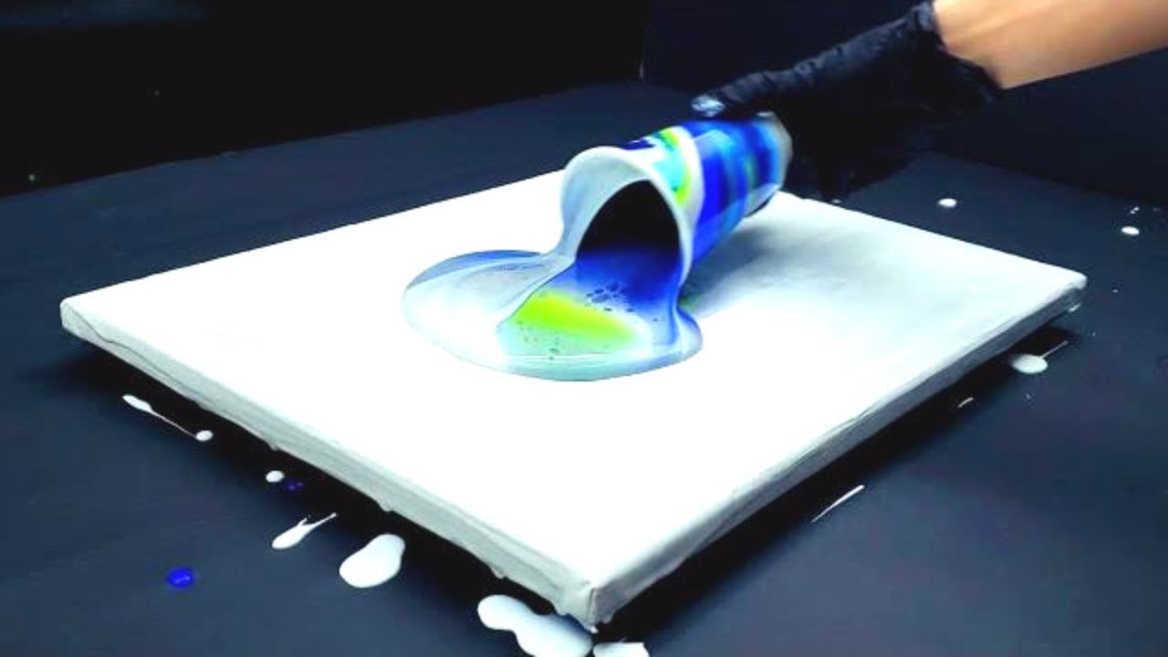 Beautiful Blue Acrylic Pour Painting Tutorial - YouTube