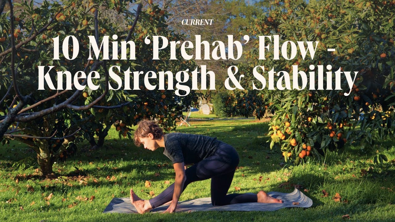10 Min 'Prehab' Flow- Knee Strength & Stability - YouTube