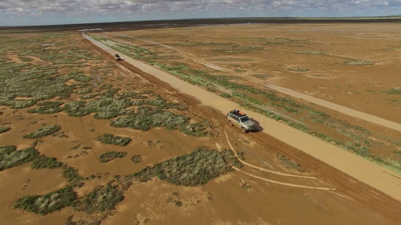 Simpson Desert Flooded - YouTube
