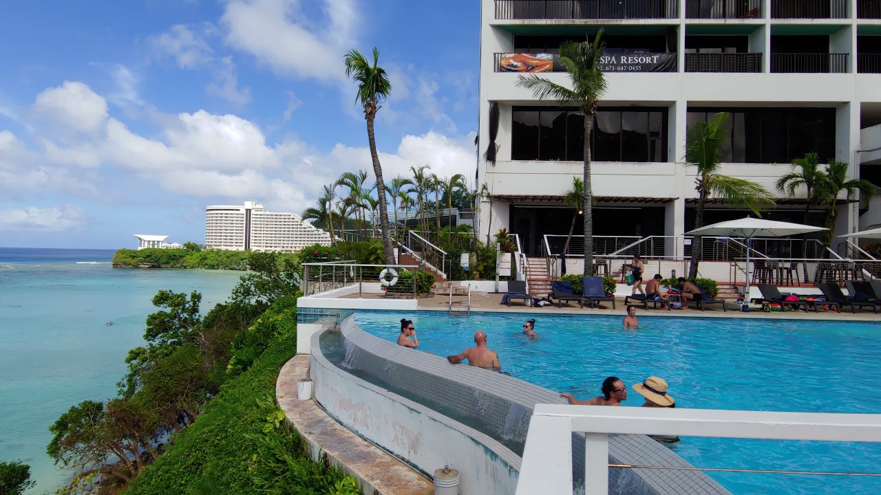Guam reef hotel Infinity pool / 괌 리프호텔 인피니티 풀 - YouTube