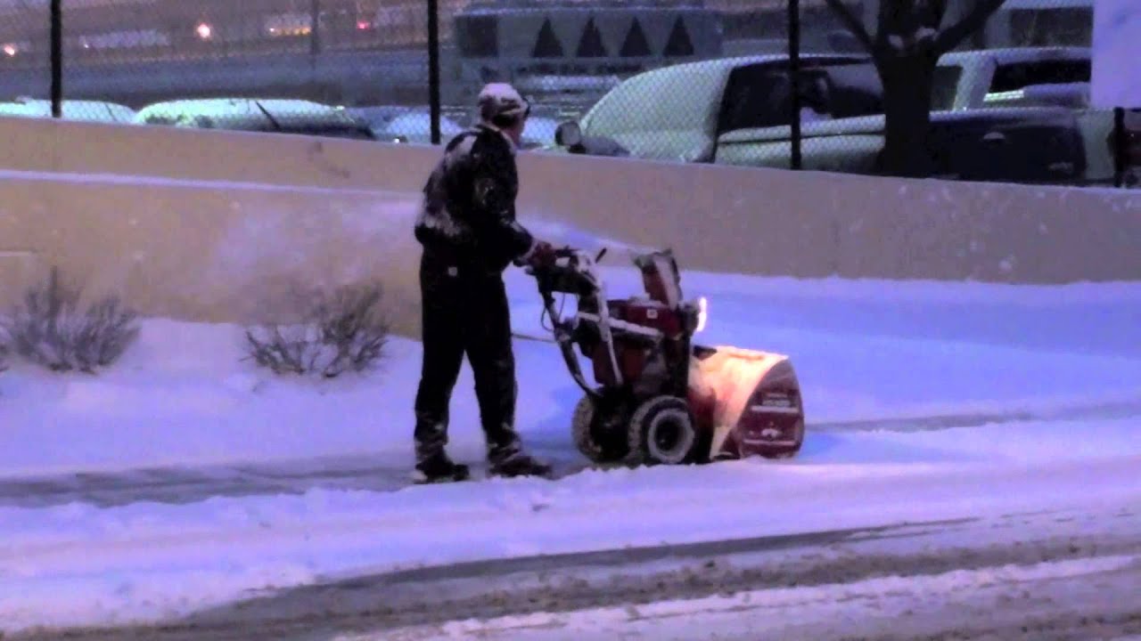 Another Snowy Day In March - Minneapolis, MN 3-18-2013 - YouTube