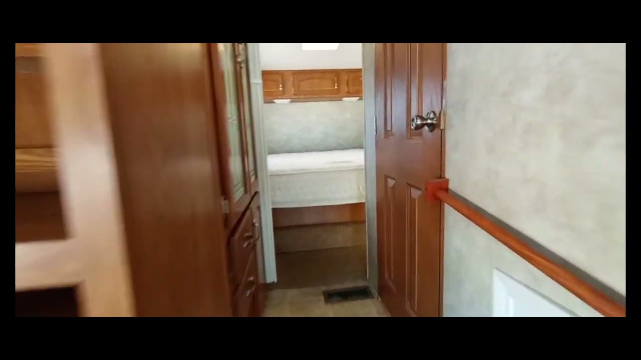 Used 2005 Keystone RV Copper Canyon 252FWRLS INTERIOR - YouTube