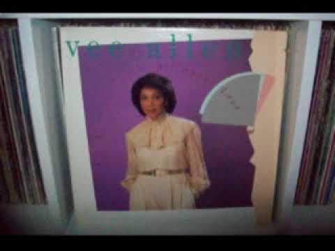 VEE ALLEN - Love Don't Wait 1983 - YouTube