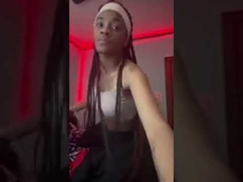 Black girl farting on her bed loud 💨