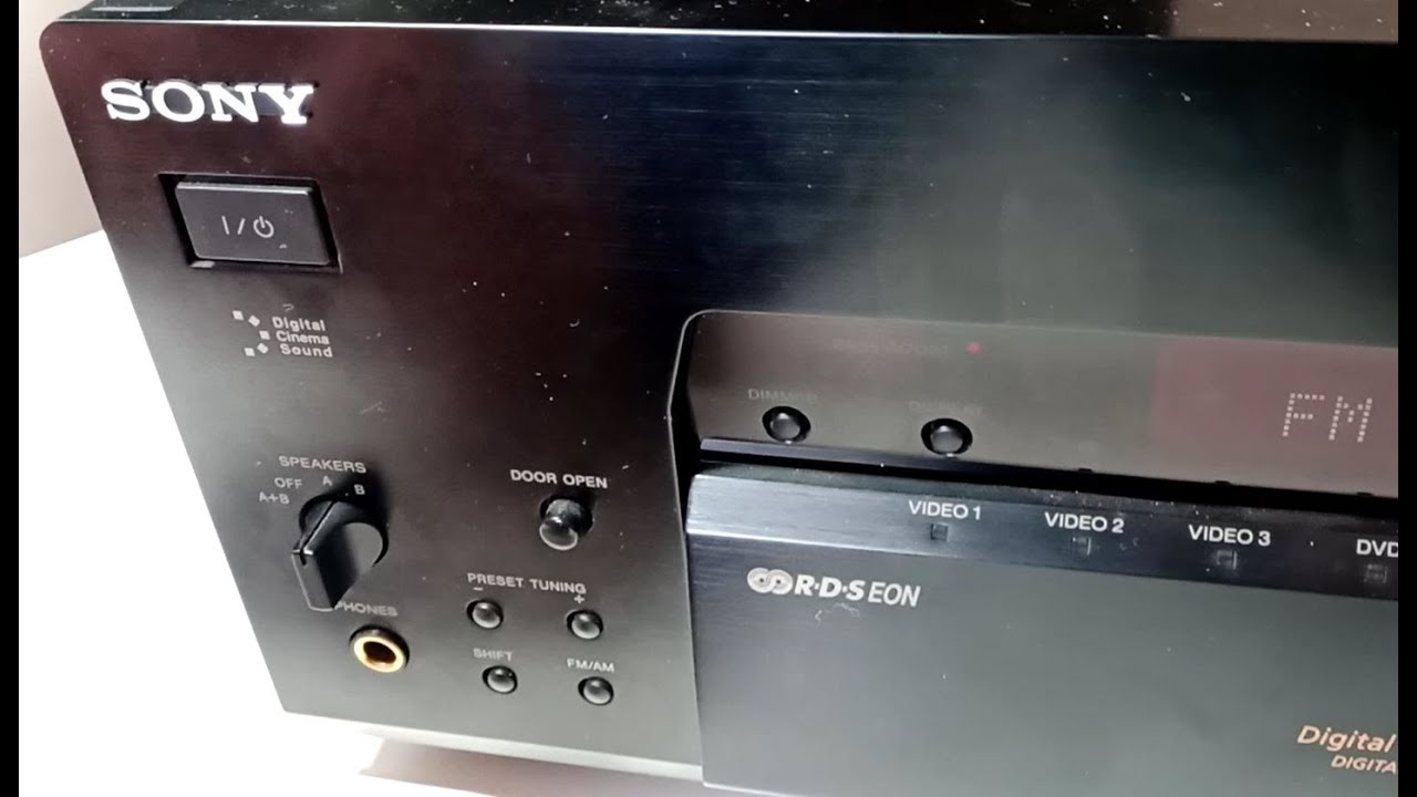 Stereo amplifier speaker protection relay fix - YouTube