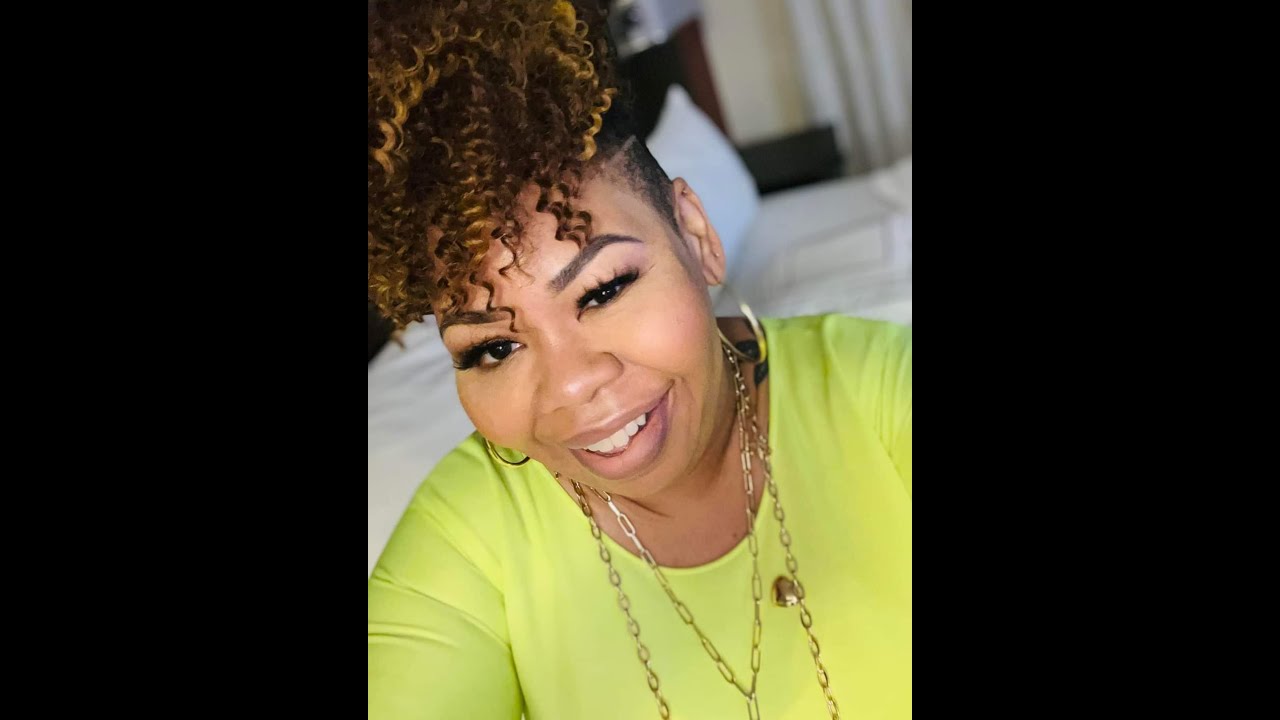 Chrystal Rucker sings Safe in his arms LIVE - YouTube