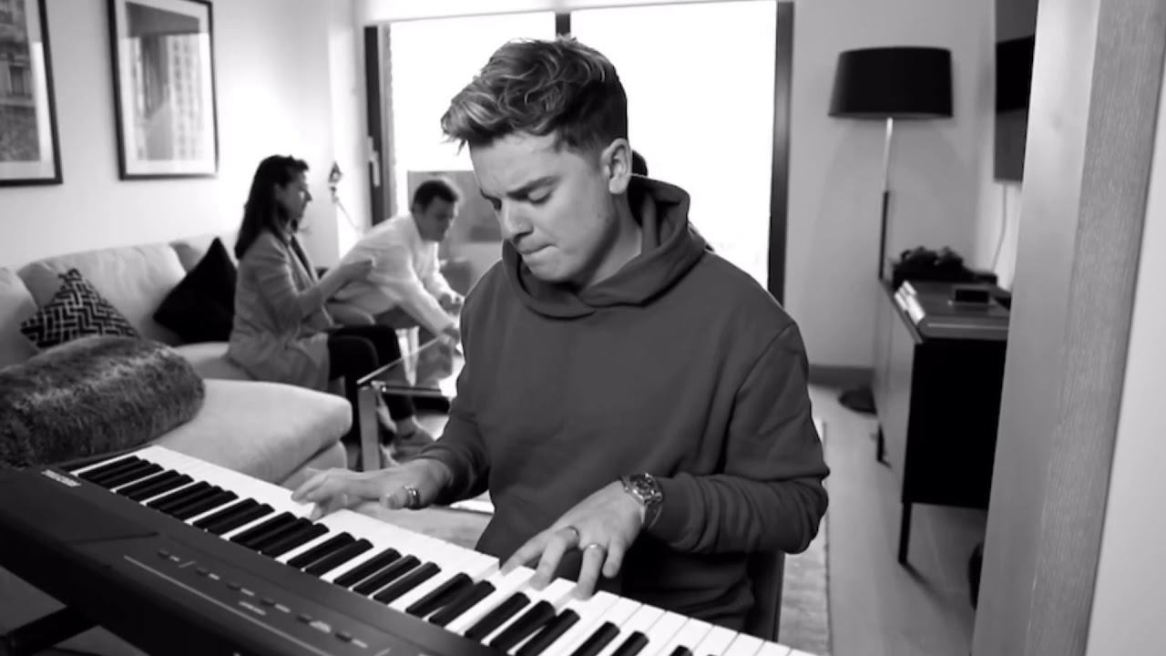 Jack Maynard - Middle Child (Video) feat. Conor Maynard & Anna Maynard ...