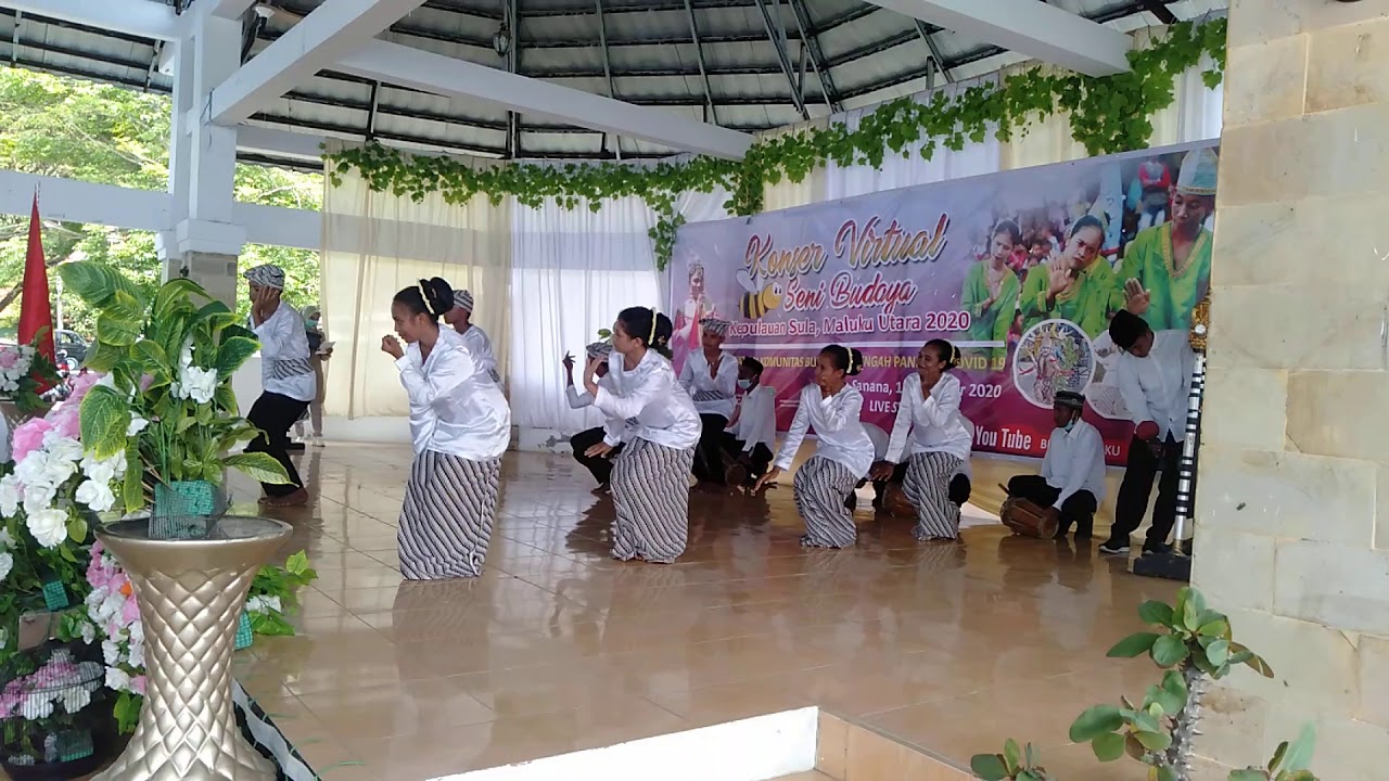Tarian Laka Baka Desa Malbufa kep.Sula Maluku Utara - YouTube