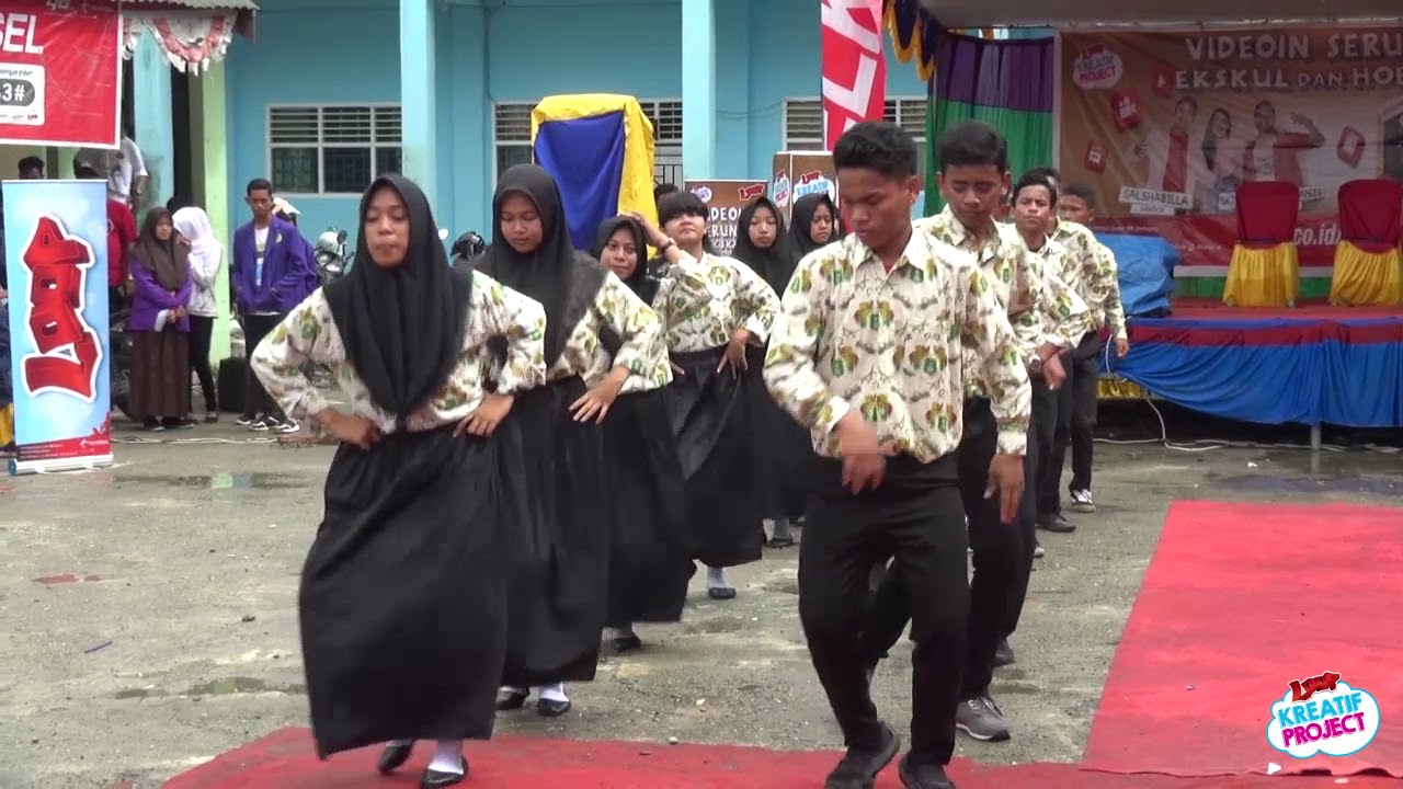 Tarian Yospan SMK YAPIS TIMIKA - YouTube
