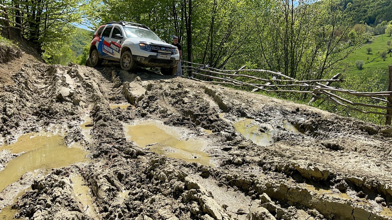 Dacia Duster 4x4 forest expedition offroad Buzau Mountains Lopatari ...