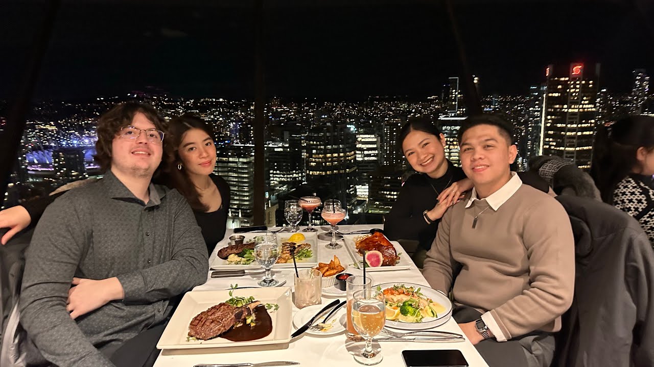 Top of Vancouver Revolving Restaurant | Geneva TV. - YouTube