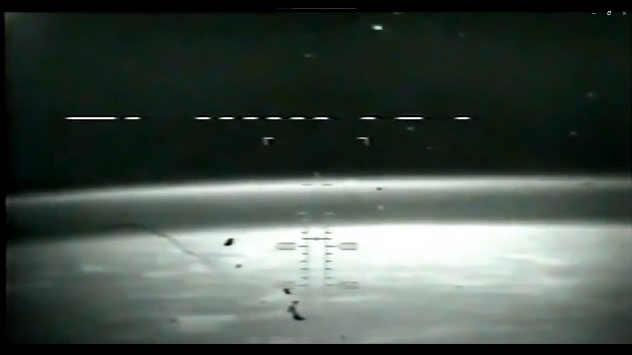 ディスカバリーSTS 48ミッション・NASA UFO 実写版・極秘映像 - YouTube