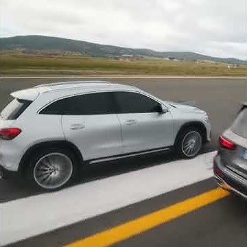 Mercedes-Benz GLB and GLA. - YouTube