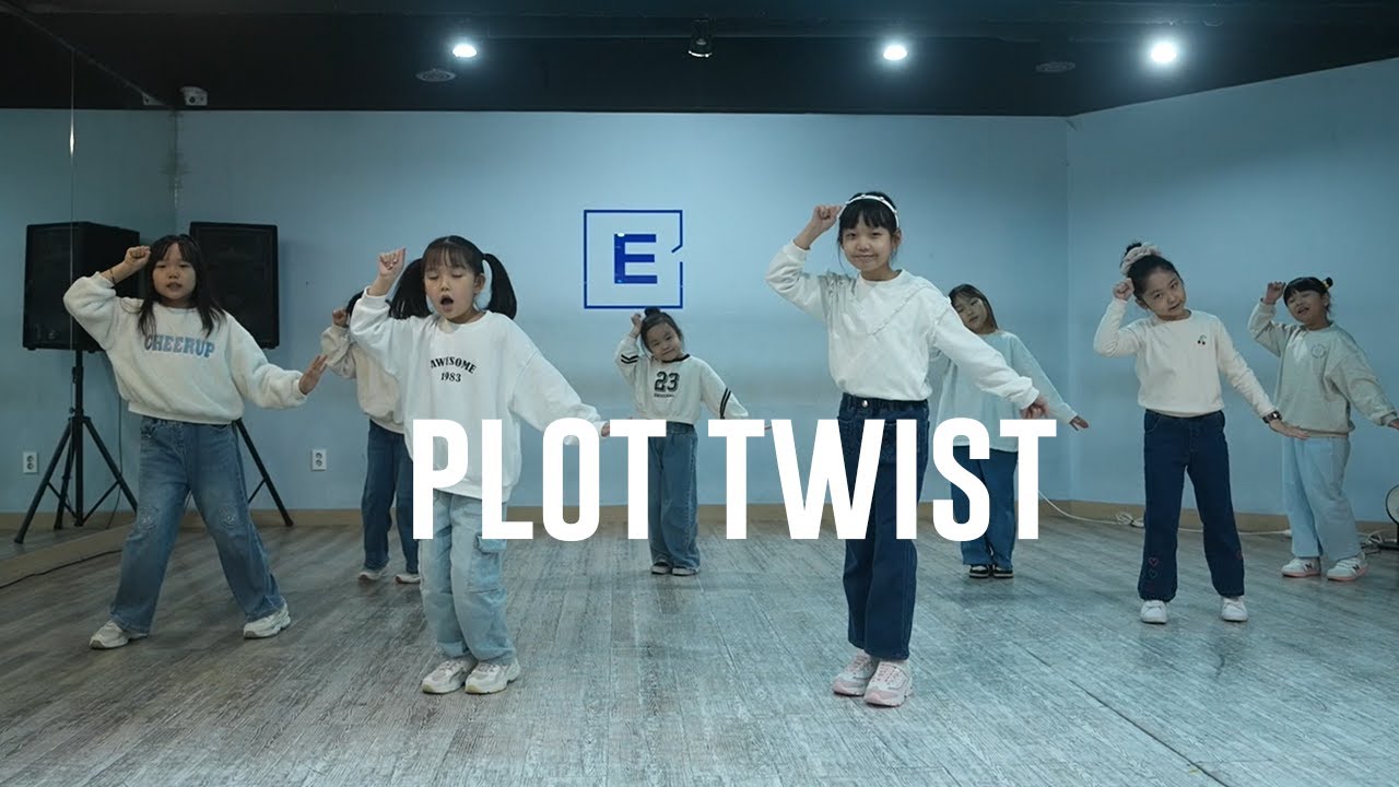TWS - 'Plot Twist' KIDS K-POP COVER DANCE - YouTube