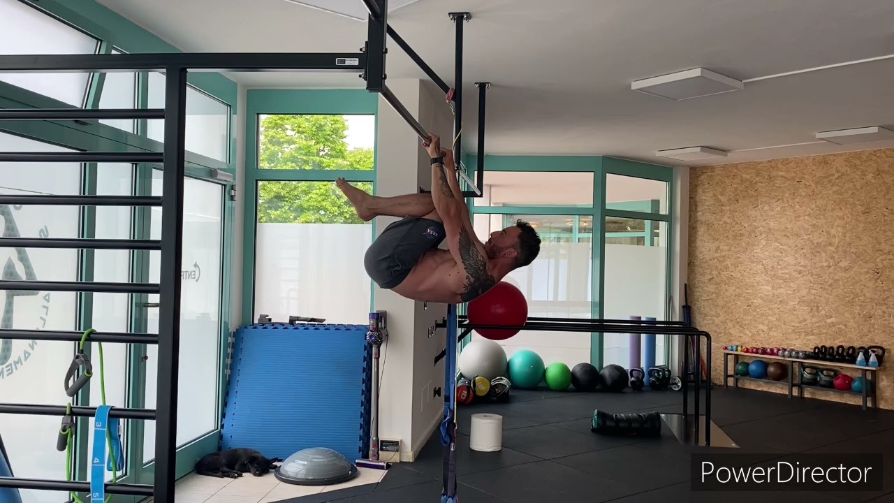 FRONT LEVER- tuck pull up - YouTube