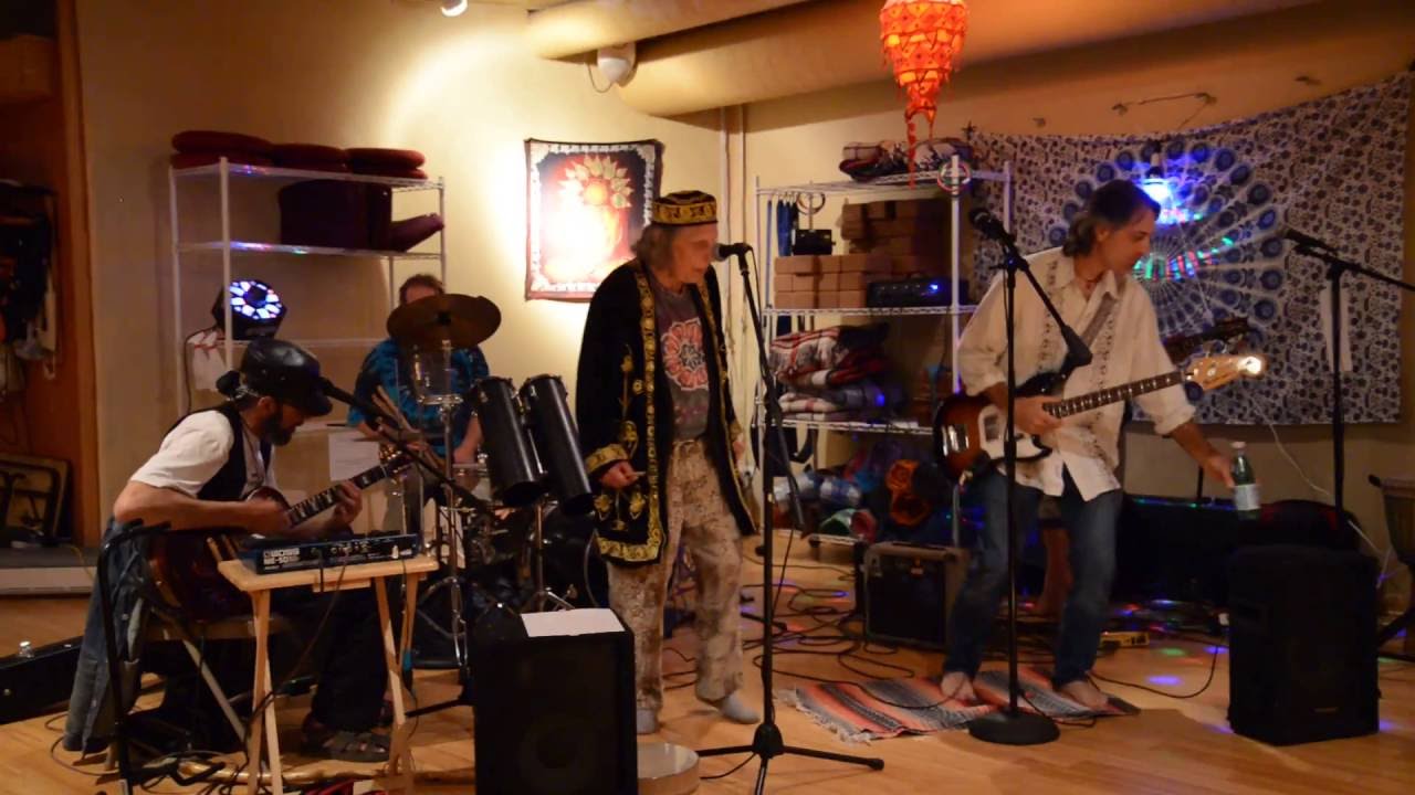 Electric Medicine at Chi! Ka! Go! (5/5) - YouTube Music