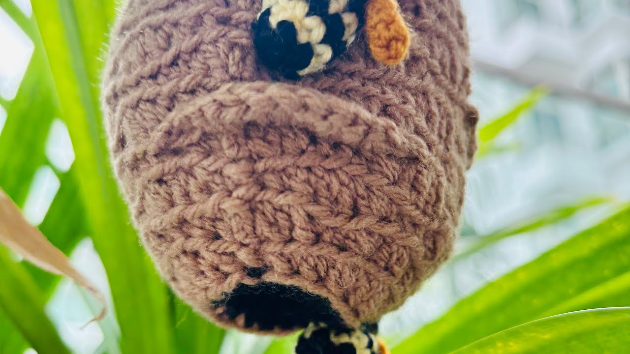 Crochet Wasp & Nest - YouTube