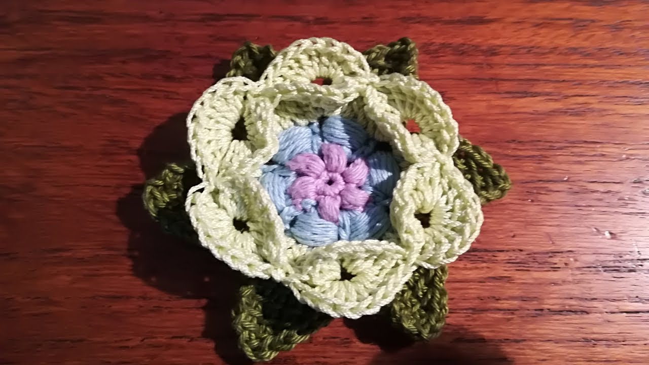 Crochet flower tutorial - YouTube