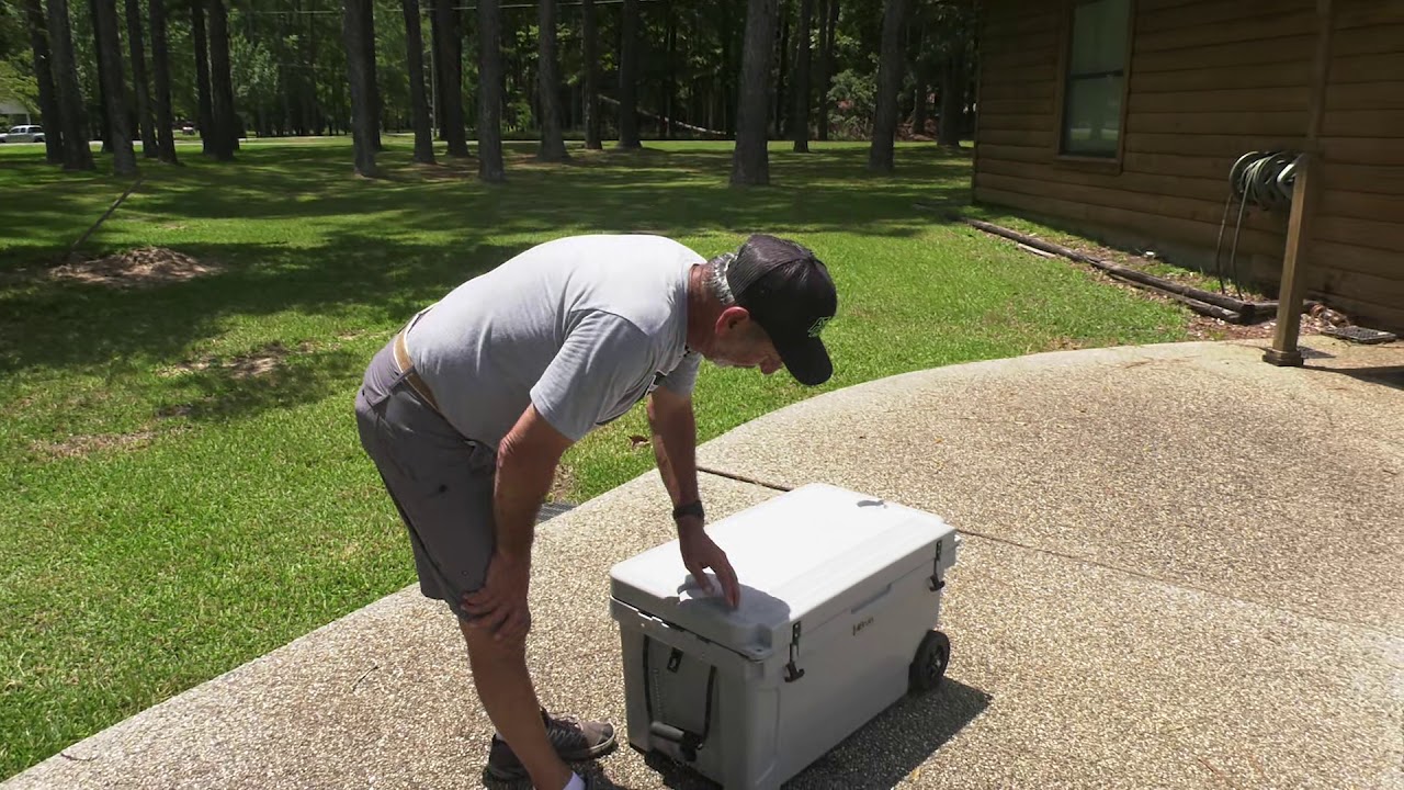 Bruin Rotomolded Cooler Ice Chest - YouTube