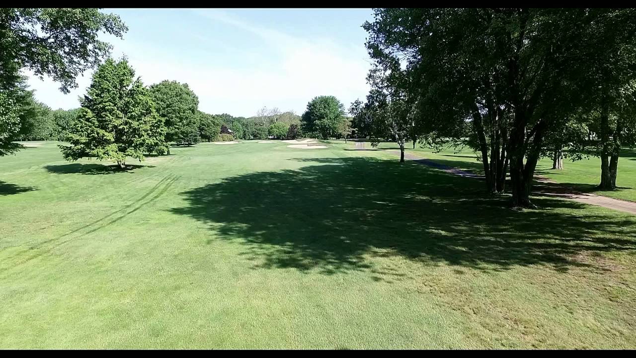 Clinton Country Club 16th Hole - YouTube