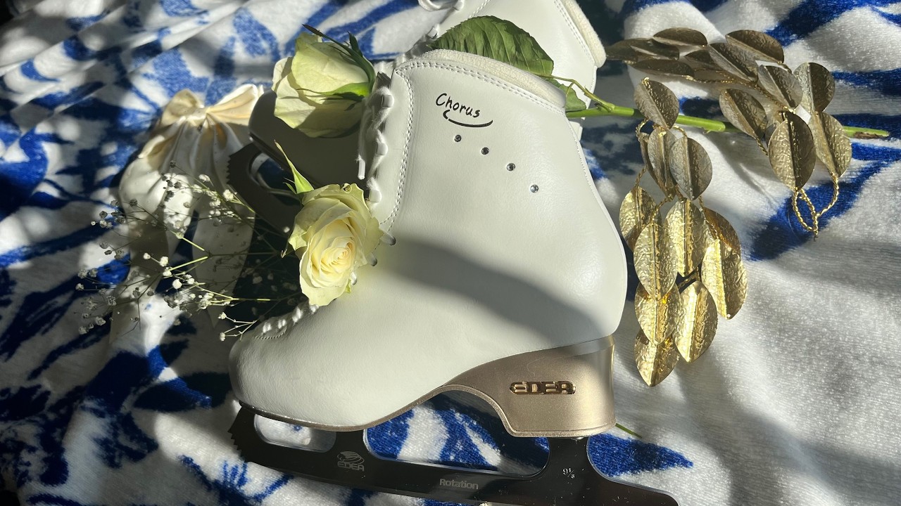 Buying my very first ice skates - YouTube