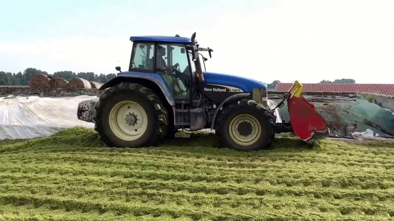 New holland tm175 - YouTube