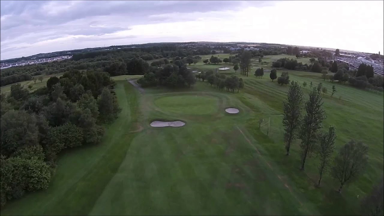 Bathgate Golf Club - Hole 7 - Hollow - YouTube