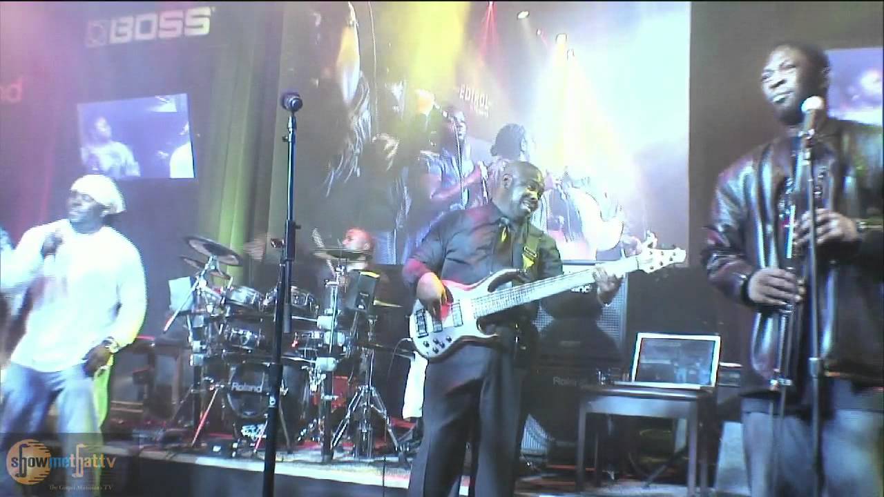 andrew gouche at namm - YouTube