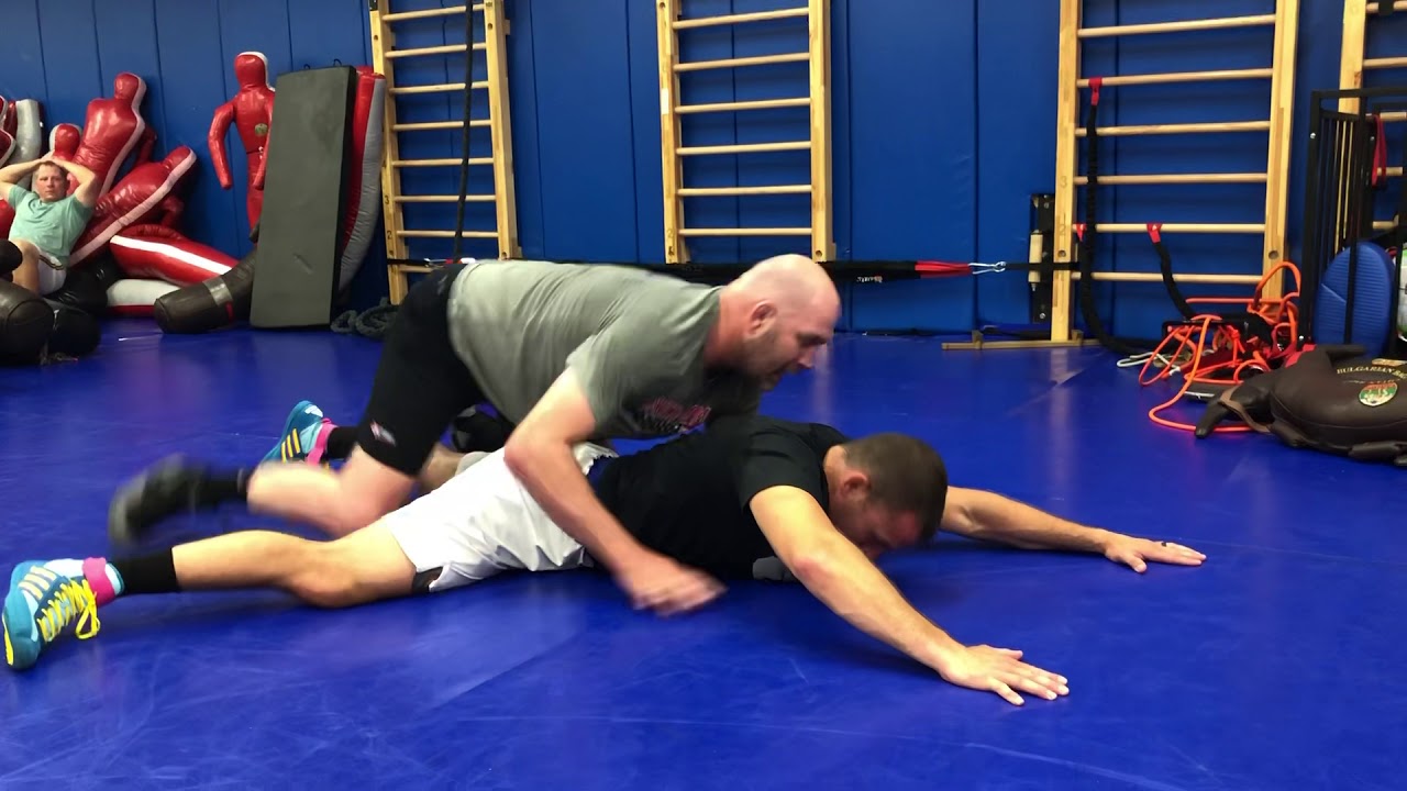 Hip over gut float - YouTube