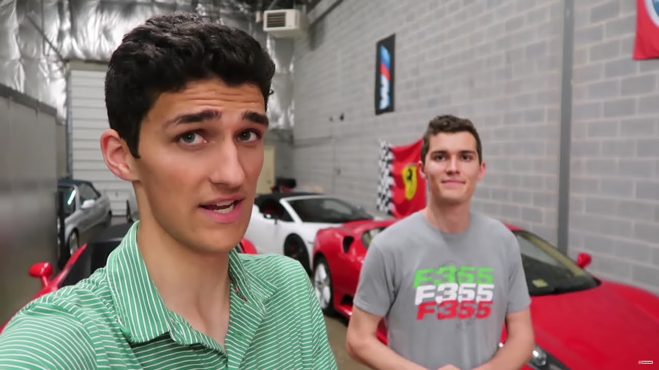 An In-depth Look at JR Garage... - YouTube