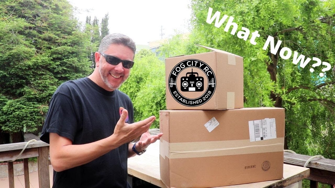 Axial SMT 10 Raw Builders Kit. Magic Trick Unboxing! - YouTube