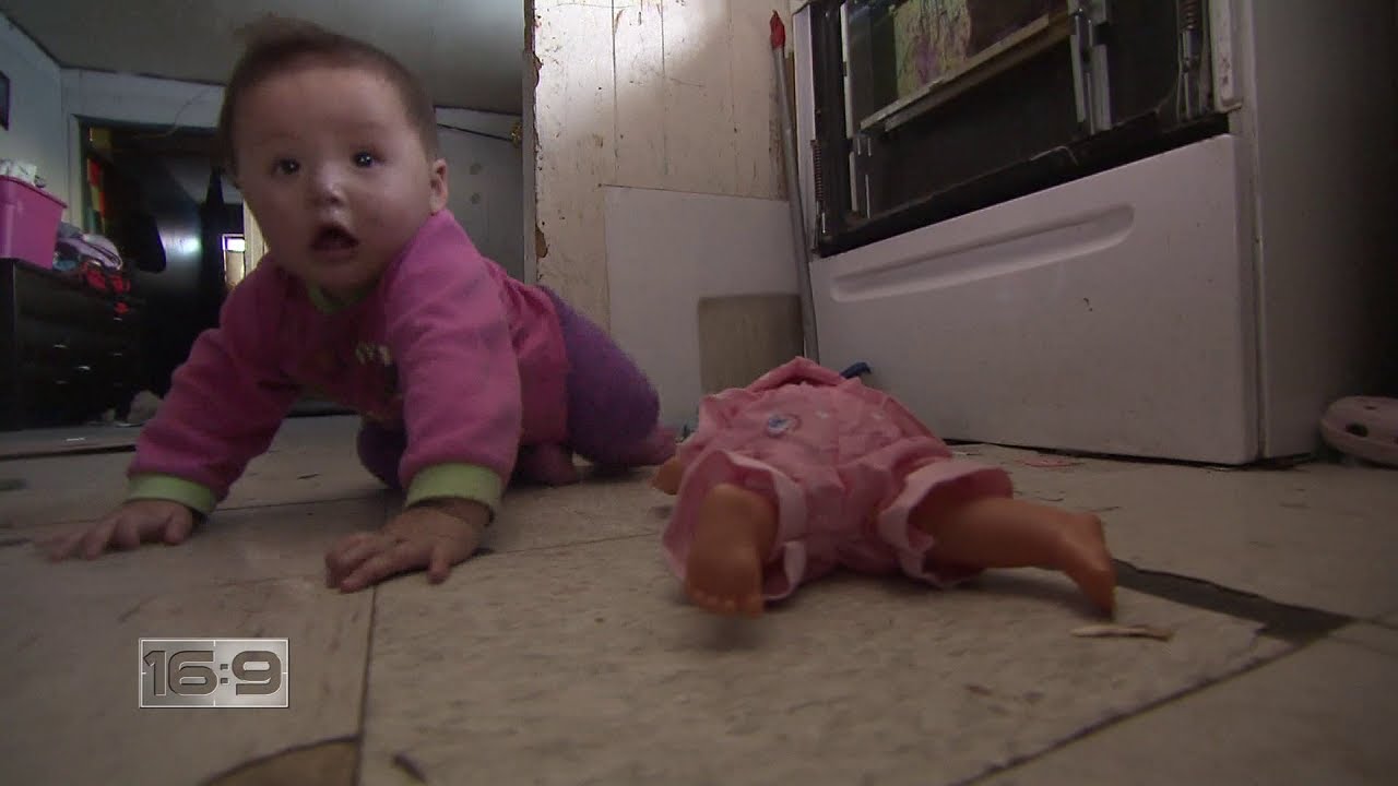 16x9 - Cold Reality of Canada's northern communities - YouTube