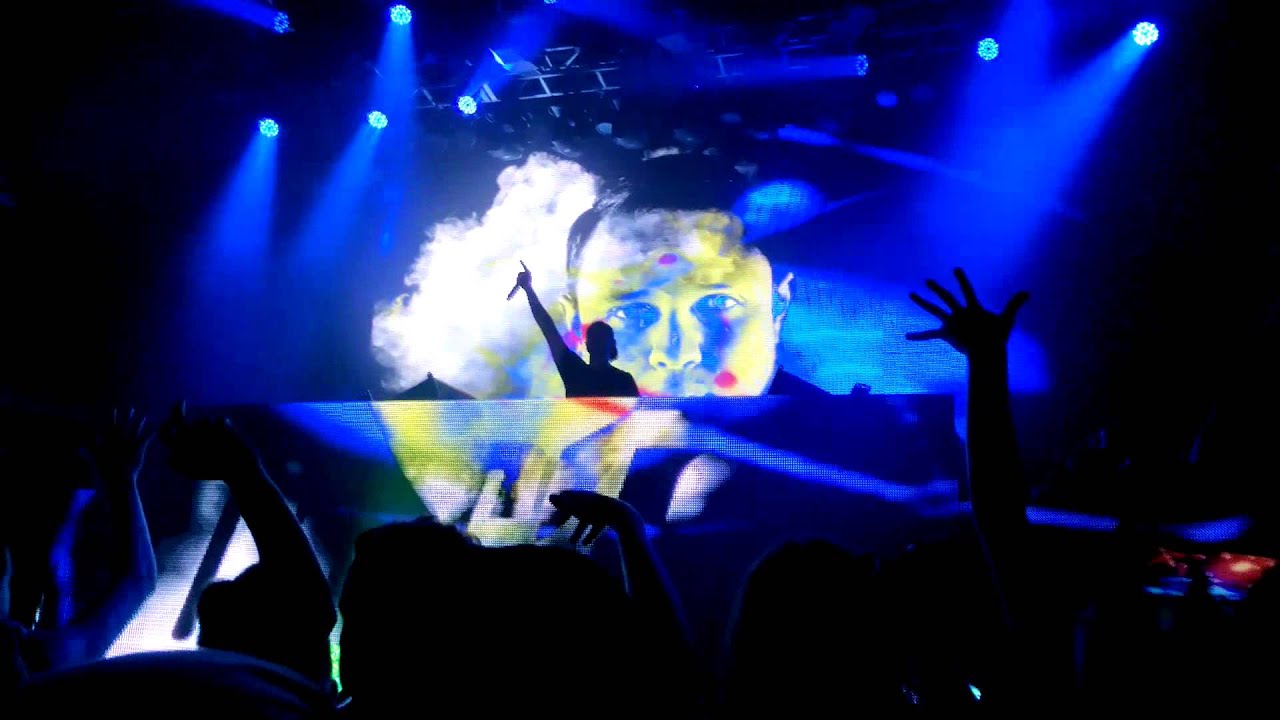 BORGEOUS - Dedication to Johnny (INVINCIBLE) London Music Hall - YouTube