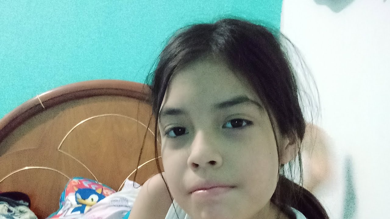 jugué el uno con mi prima * mi prima me miró las cartas 😱😭 * - YouTube