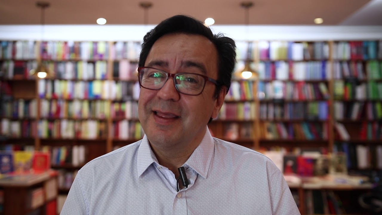 La erosión de la democracia de Claudio Fuentes - YouTube