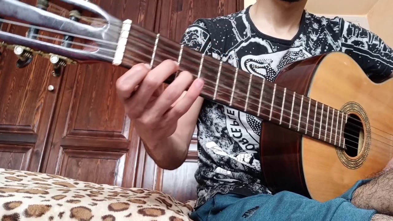 Twahachtek Omri KaderJaponais guitar ( lesson ) توحشتك عمري - YouTube