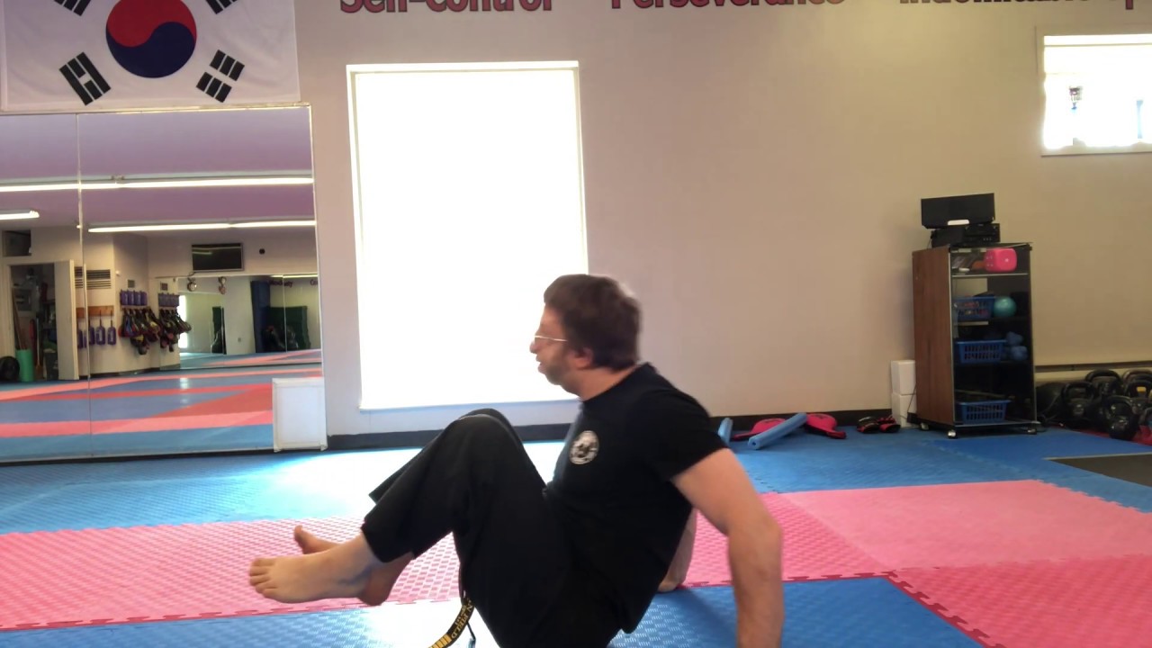 GET A STRONG CORE IN 30 DAYS - Day 14 - In and Out - 30 Day Strong Core ...