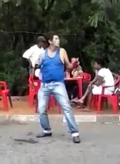 El borracho más tonto del mundo - YouTube