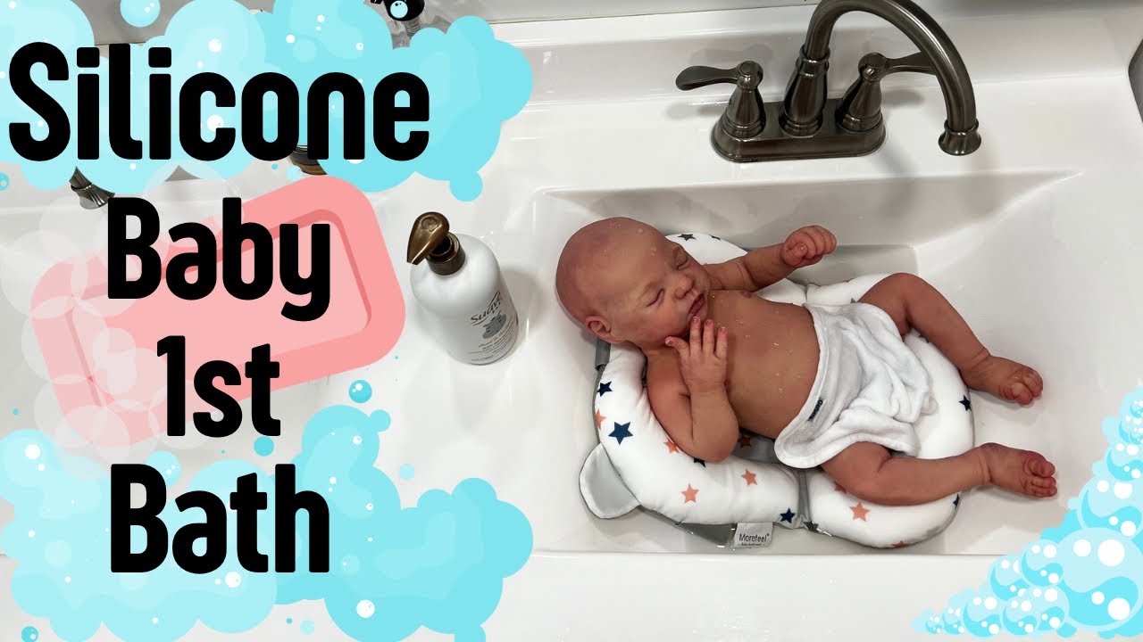 SILICONE Baby Milo Gets First Bath | Pippa’s Potty #rebornroleplay # ...