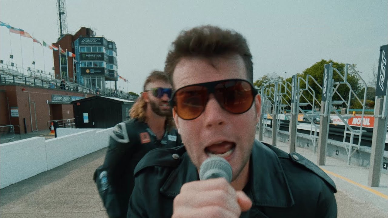Mad Daddy - Road Racer (Official Video) Isle of Man TT Races Anthem ...