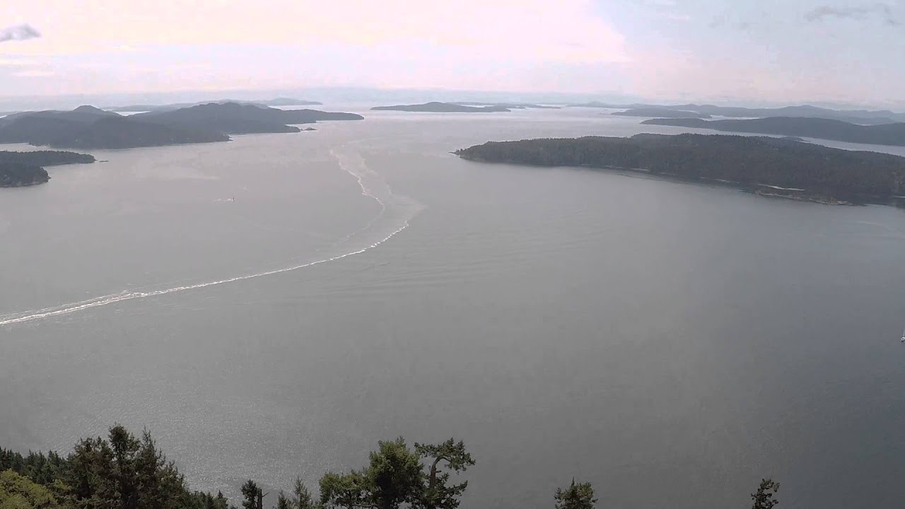 BC Ferry Enters Active Pass - YouTube